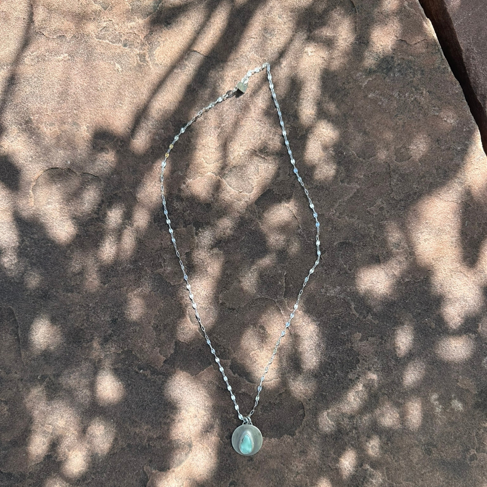 Variscite Disc Necklace – Thread + Metal + Stone